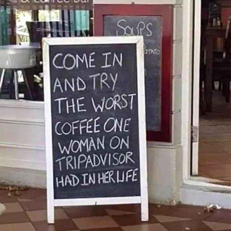 21 Funny and Clever Signs That Had Everyone Laughing